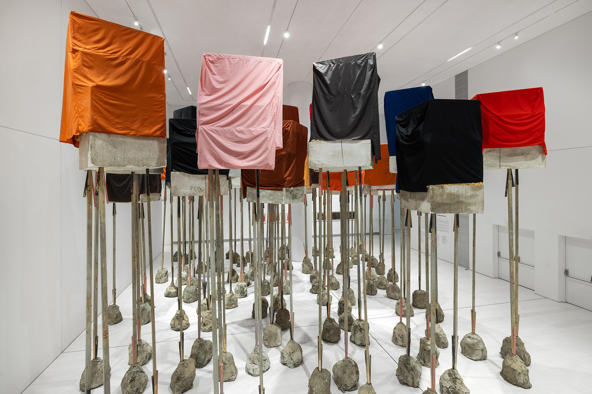 PHYLLIDA BARLOW | RIG: UNTITLED; BLOCKS - NEON